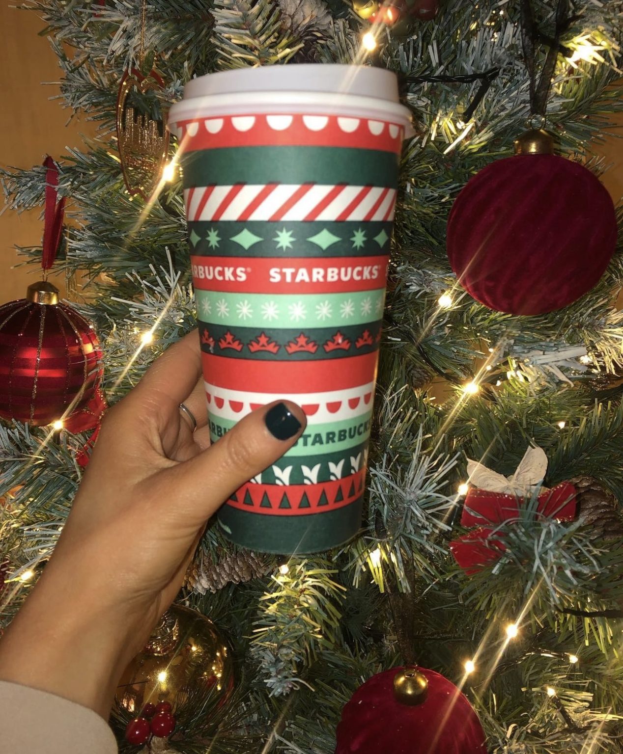 The Magic of Starbucks' Red Cups: Building an Iconic Brand Experience ...